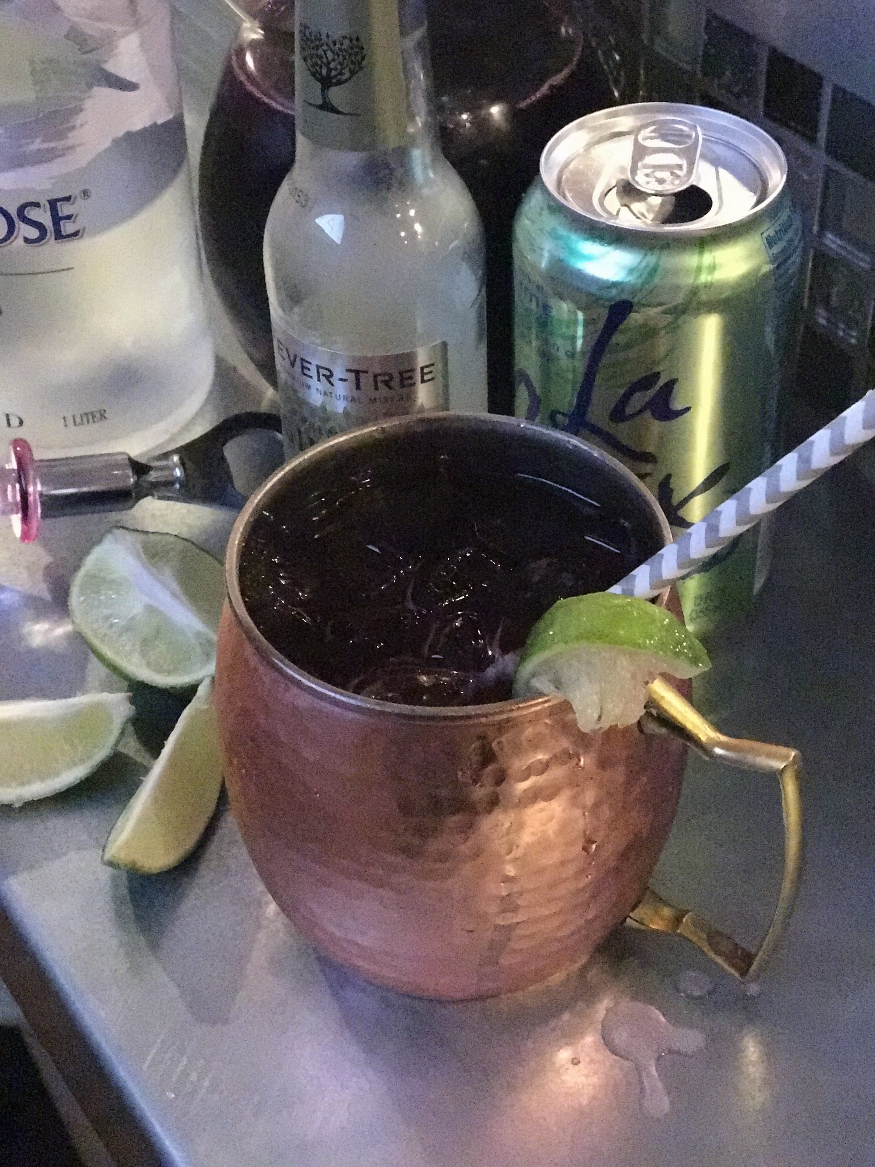 How to make a perfect Moscow Mule for Cocktail Hour - Dear D'Arcy