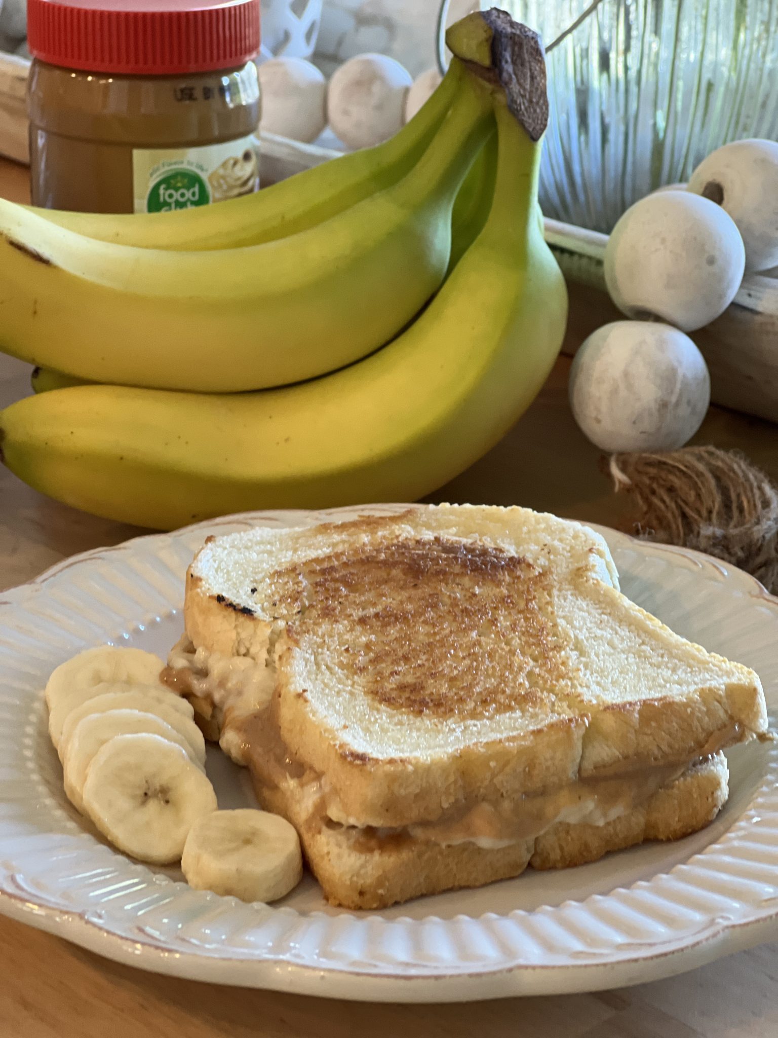 The Elvis Sandwich: Grilled Peanut Butter & Banana - Dear D'Arcy
